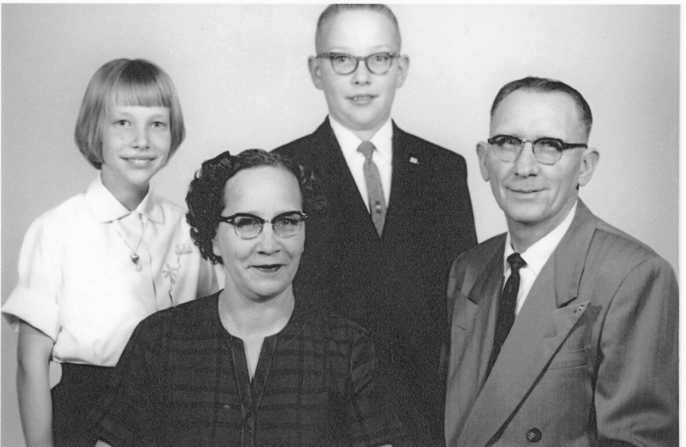 Photos – Uden Lolita – Elmer Borchers – Uden.Relatives.Info